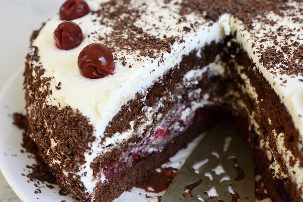 Authentic German Black Forest Cake | Schwarzwälder Kirschtorte - Our ...